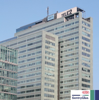 Curtain wall façade of laminated glass with high strength DuPont ...