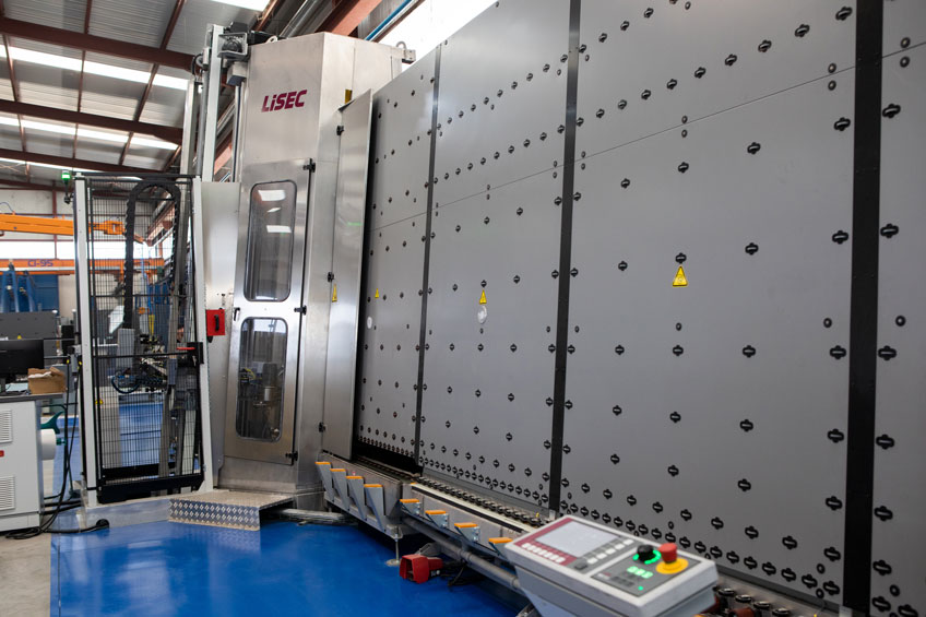 Glass Madrid Berlanas fully automated processes in IG production with ...