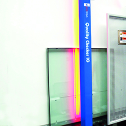 QUALITY CHECKER – PRECISE INSPECTION OF GLASS QUALITY AND DIMENSIONS ...